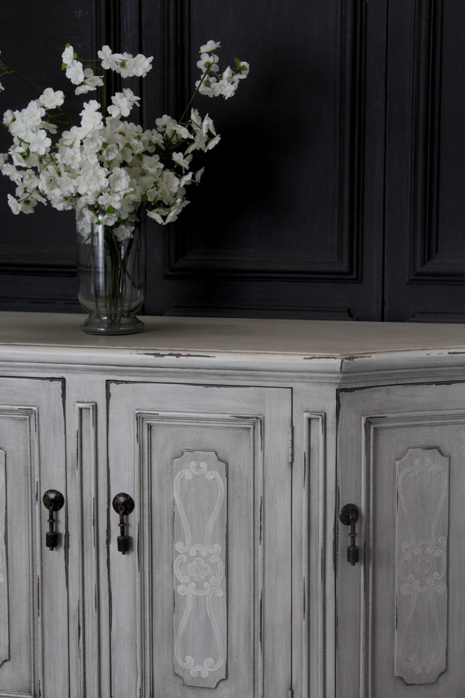 Farmhouse Curved 4-Door Buffet | Available in Many Colors